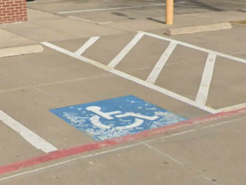 5 Signs Your Parking Lot Should Be Restriped - Parking Lot Striping America